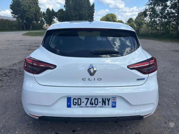Balts Renault Clio 2021 Tauragė, ar dzinēja tilpumu 1.60 L un nobraukumu 31 tūkst. km par 9900 €, foto 6 vietnē AUTOMOTO.COM.LV
