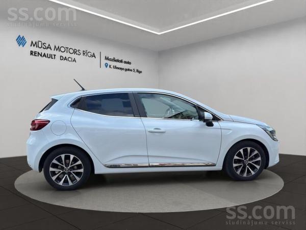 Белый Рено Клио 2021 в Рига, объемом двигателя 1.60 л и пробегом 30 тыс. км за 14995 €, фото 7 на AUTOMOTO.COM.LV
