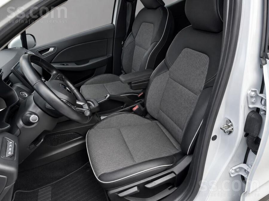 Balts Renault Clio 2021 Rīga, ar dzinēja tilpumu 1.60 L un nobraukumu 30 tūkst. km par 14995 €, foto 13 vietnē AUTOMOTO.COM.LV