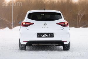 White Renault Clio 2022 in Jelgava, with an engine capacity of 1.60 L and mileage of 0 thousand km for 12500 €, photo 7 on AUTOMOTO.COM.LV