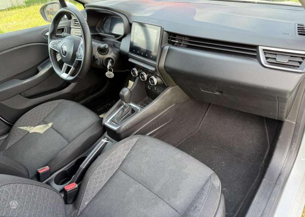 Balts Renault Clio 2022 Šauļi, ar dzinēja tilpumu 1.60 L un nobraukumu 83 tūkst. km par 8150 €, foto 8 vietnē AUTOMOTO.COM.LV