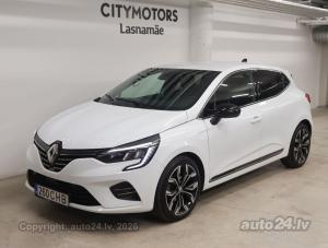 White Renault Clio 2022 in Tallinn, with an engine capacity of 1.00 L and mileage of 42 thousand km for 12900 €, photo  on AUTOMOTO.COM.LV