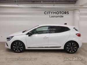 White Renault Clio 2022 in Tallinn, with an engine capacity of 1.00 L and mileage of 42 thousand km for 12900 €, photo 3 on AUTOMOTO.COM.LV