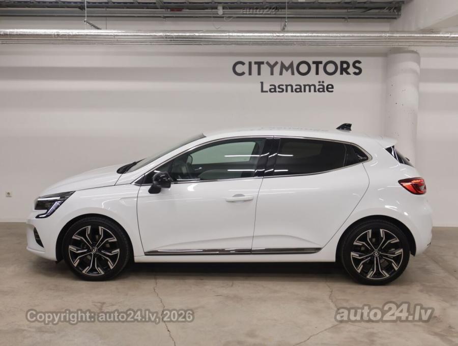 White Renault Clio 2022 in Tallinn, with an engine capacity of 1.00 L and mileage of 42 thousand km for 12900 €, photo 3 on AUTOMOTO.COM.LV