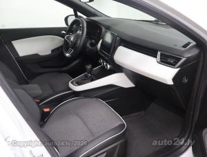 White Renault Clio 2022 in Tallinn, with an engine capacity of 1.00 L and mileage of 42 thousand km for 12900 €, photo 9 on AUTOMOTO.COM.LV
