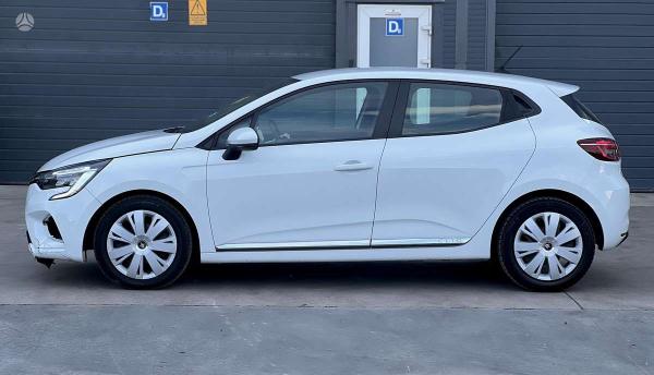 White Renault Clio 2022 in Panevezys, with an engine capacity of 0.00 L and mileage of 50 thousand km for 4799 €, photo 6 on AUTOMOTO.COM.LV
