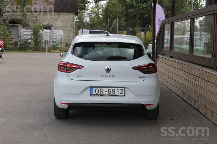 Balts Renault Clio 2022 Rīga, ar dzinēja tilpumu 1.60 L un nobraukumu 0 tūkst. km par 12800 €, foto 7 vietnē AUTOMOTO.COM.LV