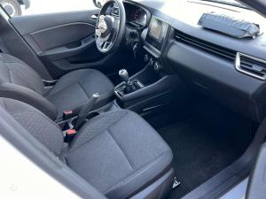 Balts Renault Clio 2022 Panevēža, ar dzinēja tilpumu 1.00 L un nobraukumu 50 tūkst. km par 4850 €, foto 19 vietnē AUTOMOTO.COM.LV
