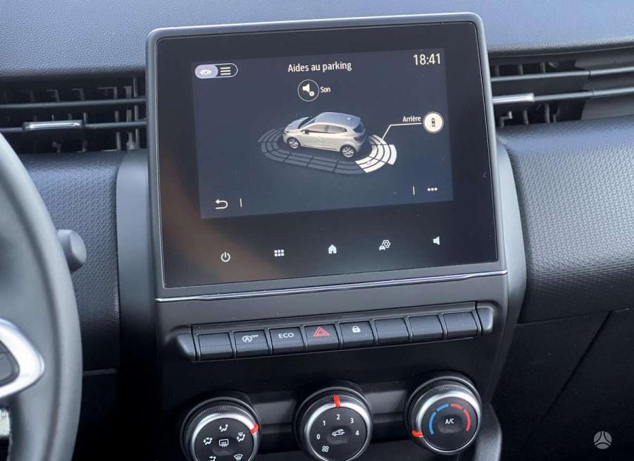 Balts Renault Clio 2022 Panevēža, ar dzinēja tilpumu 1.00 L un nobraukumu 50 tūkst. km par 4850 €, foto 29 vietnē AUTOMOTO.COM.LV