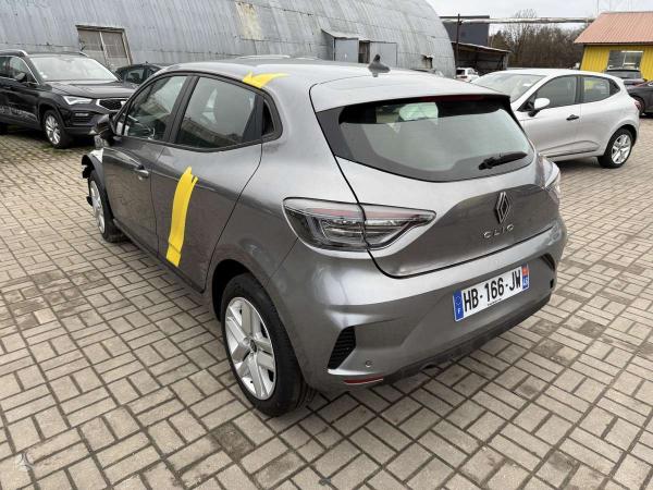 Balts Renault Clio 2025 Kauņa, ar dzinēja tilpumu 1.00 L un nobraukumu 381 tūkst. km par 6900 €, foto 2 vietnē AUTOMOTO.COM.LV