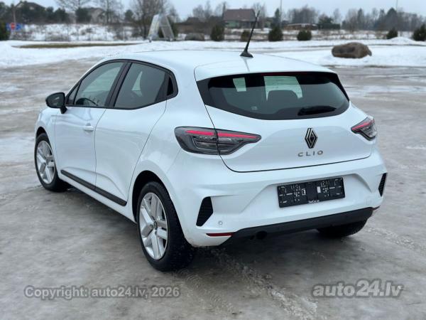 Balts Renault Clio 2025 Viljandi, ar dzinēja tilpumu 1.00 L un nobraukumu 4 tūkst. km par 14900 €, foto 4 vietnē AUTOMOTO.COM.LV