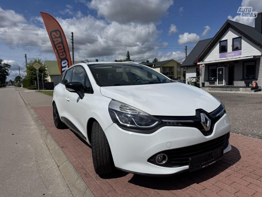 White Renault Clio 2013 in Kaunas, with an engine capacity of 0.90 L and mileage of 240 thousand km for 2999 €, photo 3 on AUTOMOTO.COM.LV