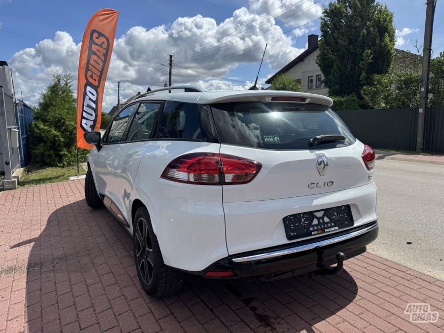 White Renault Clio 2013 in Kaunas, with an engine capacity of 0.90 L and mileage of 240 thousand km for 2999 €, photo 5 on AUTOMOTO.COM.LV