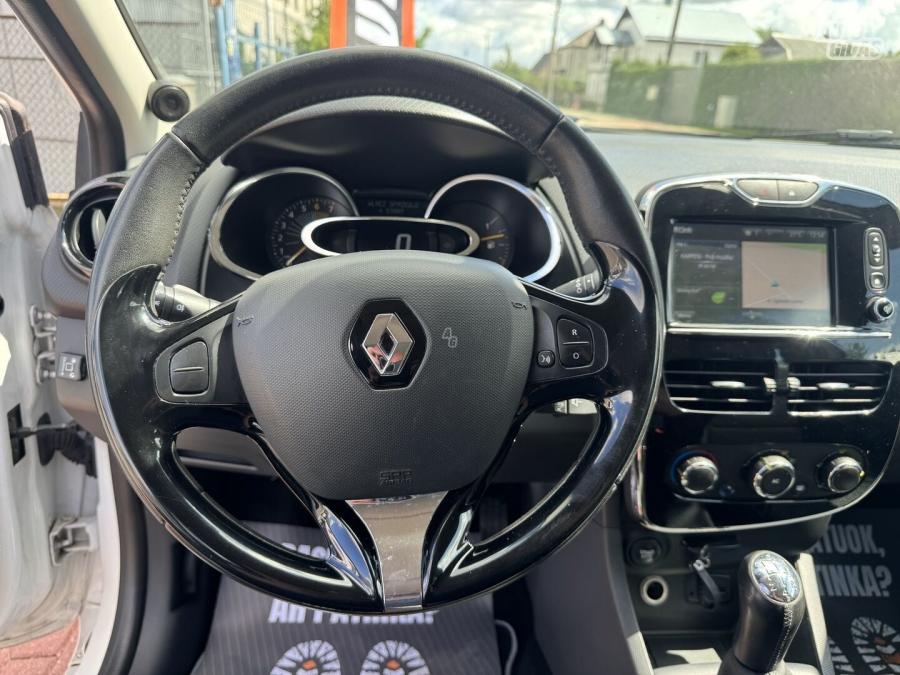 White Renault Clio 2013 in Kaunas, with an engine capacity of 0.90 L and mileage of 240 thousand km for 2999 €, photo 11 on AUTOMOTO.COM.LV
