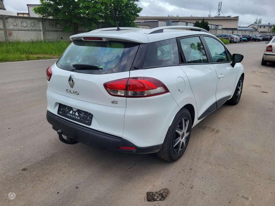 Balts Renault Clio 2014 Kauņa, ar dzinēja tilpumu 1.46 L un nobraukumu 268 tūkst. km par 2950 €, foto 5 vietnē AUTOMOTO.COM.LV
