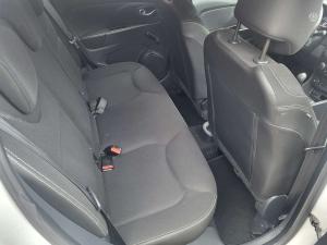 Balts Renault Clio 2014 Kauņa, ar dzinēja tilpumu 1.46 L un nobraukumu 268 tūkst. km par 2950 €, foto 14 vietnē AUTOMOTO.COM.LV