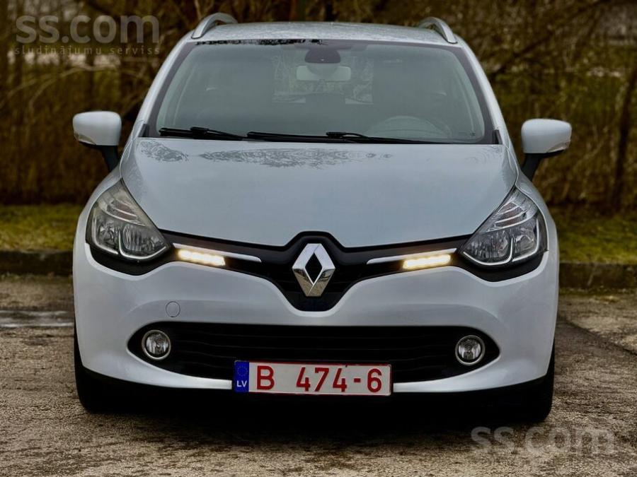 White Renault Clio 2016 in Riga, with an engine capacity of 1.20 L and mileage of 0 thousand km for 5279 €, photo 6 on AUTOMOTO.COM.LV