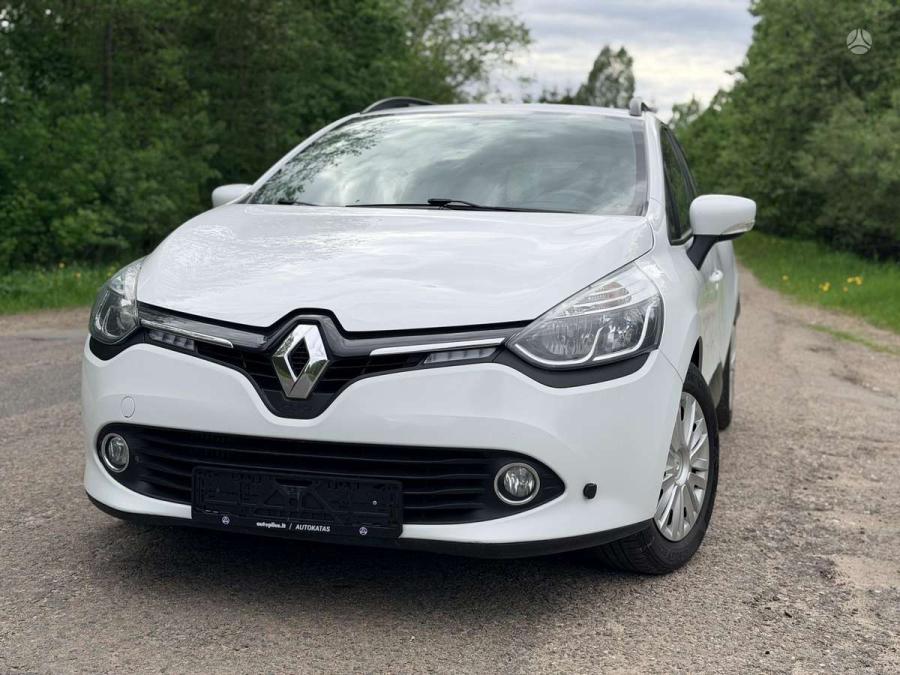 White Renault Clio 2016 in Utena, with an engine capacity of 0.90 L and mileage of 137 thousand km for 4200 €, photo 6 on AUTOMOTO.COM.LV