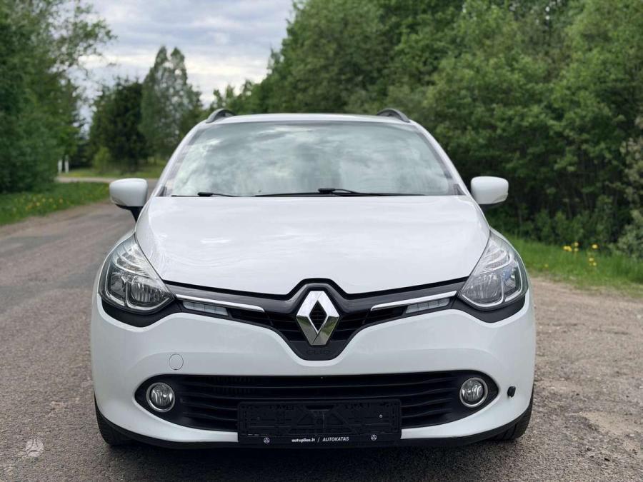 White Renault Clio 2016 in Utena, with an engine capacity of 0.90 L and mileage of 137 thousand km for 4200 €, photo 9 on AUTOMOTO.COM.LV