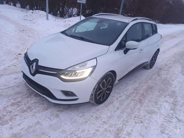 White Renault Clio 2018 in Taurage, with an engine capacity of 1.50 L and mileage of 234 thousand km for 5800 €, photo 2 on AUTOMOTO.COM.LV