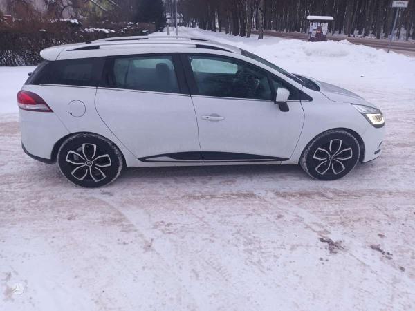 White Renault Clio 2018 in Taurage, with an engine capacity of 1.50 L and mileage of 234 thousand km for 5800 €, photo 4 on AUTOMOTO.COM.LV