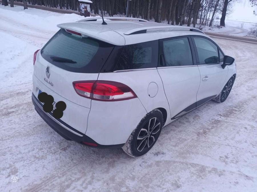 White Renault Clio 2018 in Taurage, with an engine capacity of 1.50 L and mileage of 234 thousand km for 5800 €, photo 5 on AUTOMOTO.COM.LV