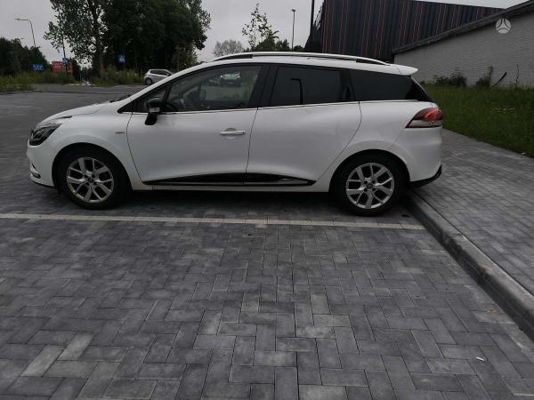 White Renault Clio 2019 in Vilnius, with an engine capacity of 1.46 L and mileage of 378 thousand km for 4700 €, photo 4 on AUTOMOTO.COM.LV