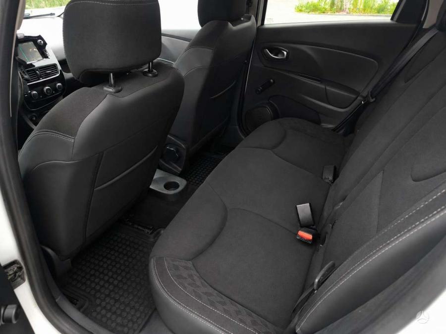 Balts Renault Clio 2019 Viļņa, ar dzinēja tilpumu 1.46 L un nobraukumu 378 tūkst. km par 4700 €, foto 9 vietnē AUTOMOTO.COM.LV