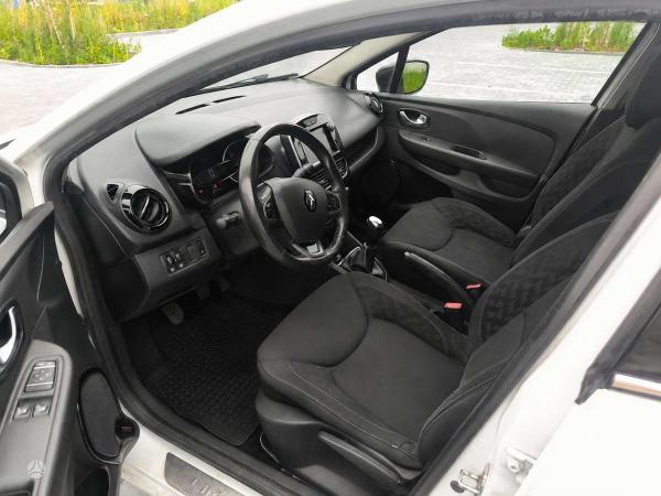 White Renault Clio 2019 in Vilnius, with an engine capacity of 1.46 L and mileage of 378 thousand km for 4700 €, photo 9 on AUTOMOTO.COM.LV