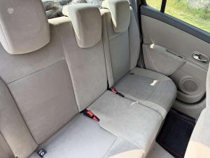 Dzeltens Renault Clio 2005 Viļņa, ar dzinēja tilpumu 1.60 L un nobraukumu 145 tūkst. km par 1750 €, foto 9 vietnē AUTOMOTO.COM.LV