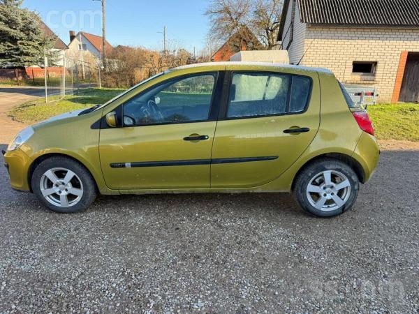 Dzeltens Renault Clio 2006 Saldus, ar dzinēja tilpumu 1.50 L un nobraukumu 247 tūkst. km par 2500 €, foto 8 vietnē AUTOMOTO.COM.LV