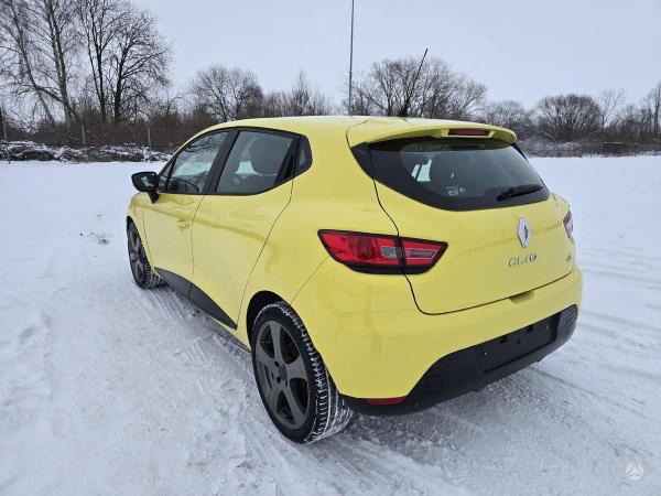 Dzeltens Renault Clio 2014 Marijampole, ar dzinēja tilpumu 1.46 L un nobraukumu 292 tūkst. km par 3600 €, foto 4 vietnē AUTOMOTO.COM.LV