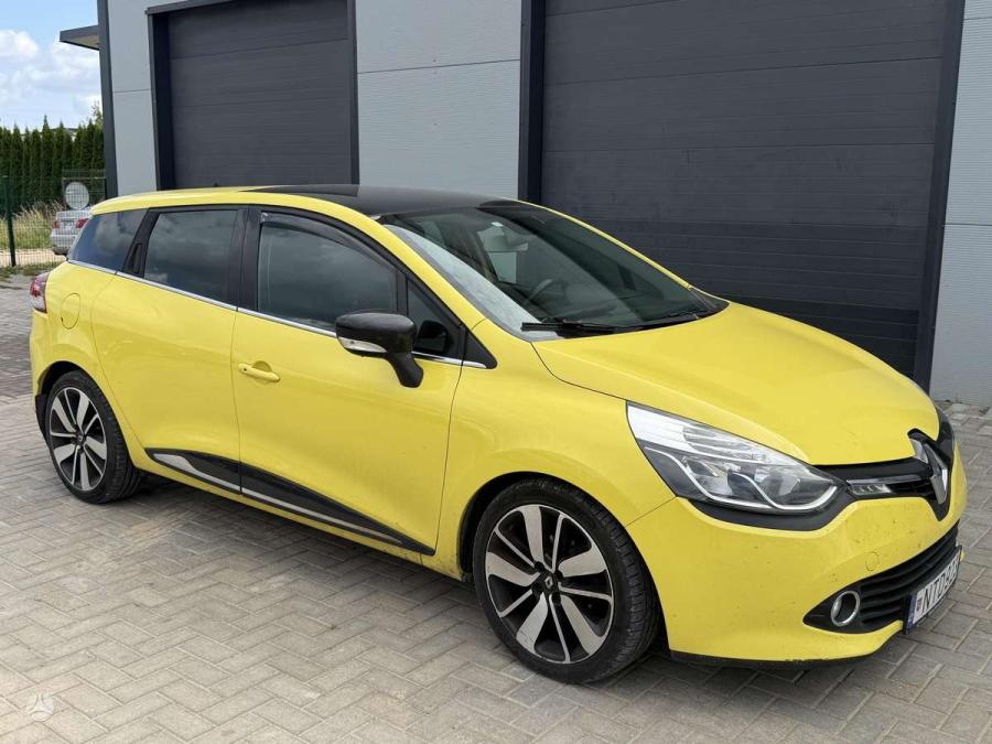 Yellow Renault Clio 2015 in Vilnius, with an engine capacity of 1.20 L and mileage of 220 thousand km for 2250 €, photo 1 on AUTOMOTO.COM.LV