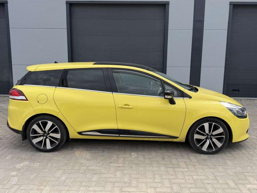 Yellow Renault Clio 2015 in Vilnius, with an engine capacity of 1.20 L and mileage of 220 thousand km for 2250 €, photo 3 on AUTOMOTO.COM.LV
