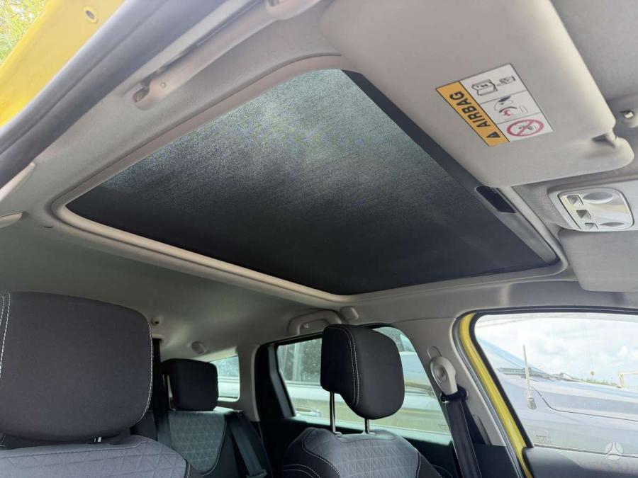 Yellow Renault Clio 2015 in Vilnius, with an engine capacity of 1.20 L and mileage of 220 thousand km for 2250 €, photo 19 on AUTOMOTO.COM.LV