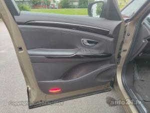 Beige Renault Espace 2015 in Tallinn, with an engine capacity of 1.60 L and mileage of 265 thousand km for 6800 €, photo 11 on AUTOMOTO.COM.LV