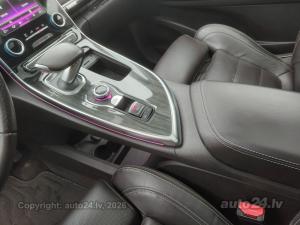 Beige Renault Espace 2015 in Tallinn, with an engine capacity of 1.60 L and mileage of 265 thousand km for 6800 €, photo 15 on AUTOMOTO.COM.LV