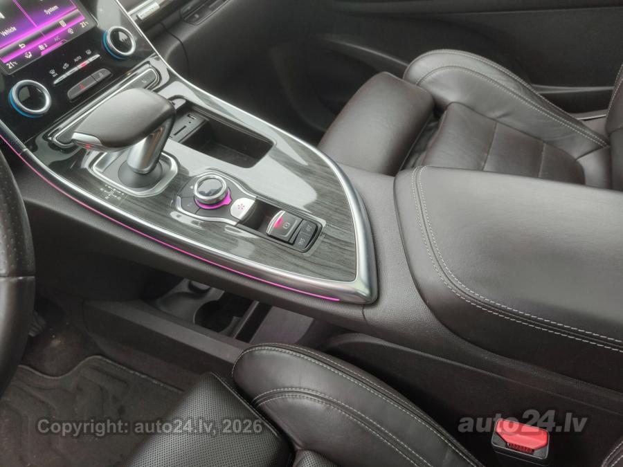 Beige Renault Espace 2015 in Tallinn, with an engine capacity of 1.60 L and mileage of 265 thousand km for 6800 €, photo 15 on AUTOMOTO.COM.LV