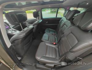 Beige Renault Espace 2015 in Tallinn, with an engine capacity of 1.60 L and mileage of 265 thousand km for 6800 €, photo 17 on AUTOMOTO.COM.LV