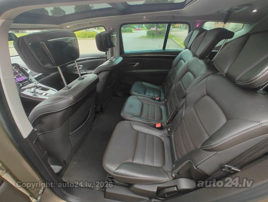 Beige Renault Espace 2015 in Tallinn, with an engine capacity of 1.60 L and mileage of 265 thousand km for 6800 €, photo 17 on AUTOMOTO.COM.LV