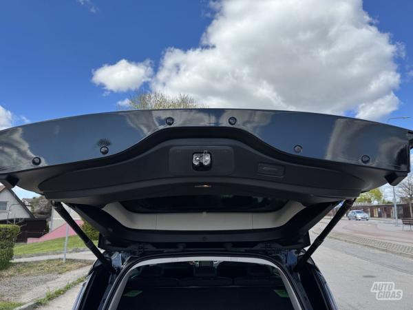 Black Renault Espace 2015 in Plunge, with an engine capacity of 1.60 L and mileage of 329 thousand km for 7800 €, photo 10 on AUTOMOTO.COM.LV