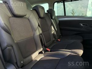 Melns Renault Espace 2016 Liepāja, ar dzinēja tilpumu 1.60 L un nobraukumu 167 tūkst. km par 9900 €, foto 13 vietnē AUTOMOTO.COM.LV