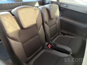 Melns Renault Espace 2016 Liepāja, ar dzinēja tilpumu 1.60 L un nobraukumu 167 tūkst. km par 9900 €, foto 14 vietnē AUTOMOTO.COM.LV