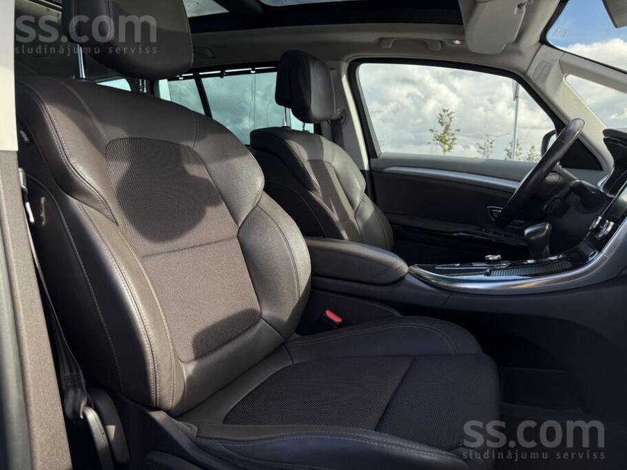 Melns Renault Espace 2016 Liepāja, ar dzinēja tilpumu 1.60 L un nobraukumu 167 tūkst. km par 9900 €, foto 16 vietnē AUTOMOTO.COM.LV