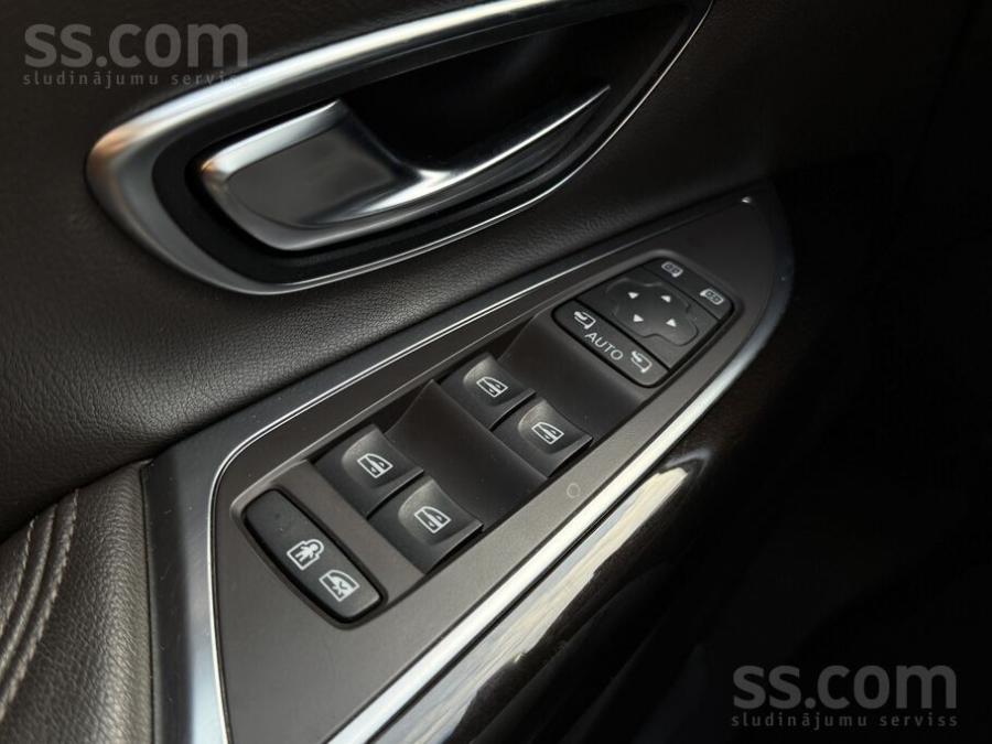 Melns Renault Espace 2016 Liepāja, ar dzinēja tilpumu 1.60 L un nobraukumu 167 tūkst. km par 9900 €, foto 28 vietnē AUTOMOTO.COM.LV