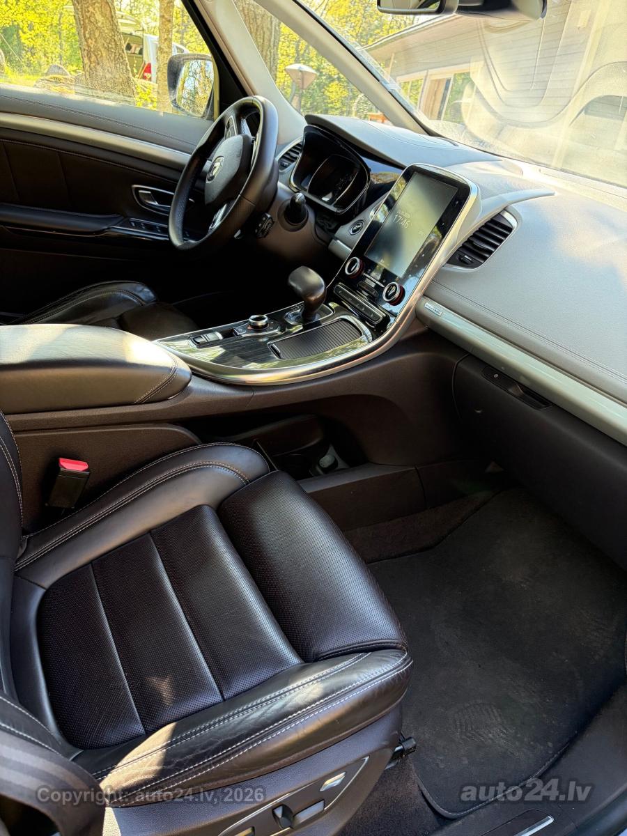 Black Renault Espace 2015 in Tallinn, with an engine capacity of 1.60 L and mileage of 265 thousand km for 10100 €, photo 9 on AUTOMOTO.COM.LV