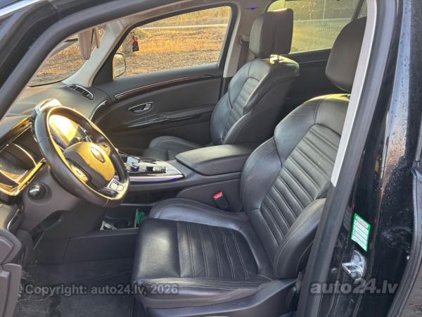 Melns Renault Espace 2016 Pērnava, ar dzinēja tilpumu 1.60 L un nobraukumu 0 tūkst. km par 12000 €, foto 11 vietnē AUTOMOTO.COM.LV