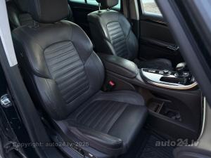 Black Renault Espace 2017 in Tartu, with an engine capacity of 1.60 L and mileage of 260 thousand km for 5500 €, photo 8 on AUTOMOTO.COM.LV