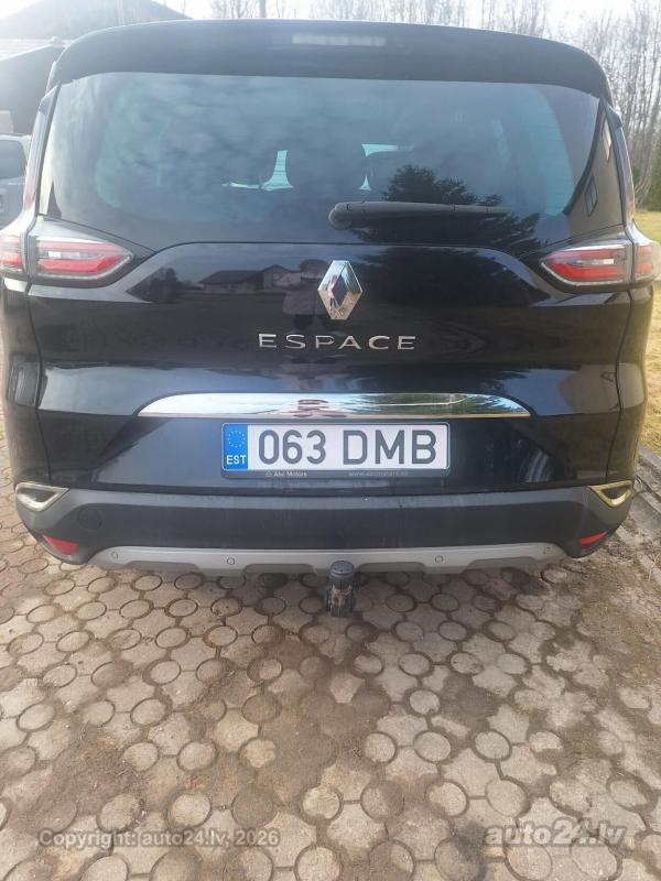 Melns Renault Espace 2017 Tallina, ar dzinēja tilpumu 1.60 L un nobraukumu 151 tūkst. km par 15000 €, foto 4 vietnē AUTOMOTO.COM.LV