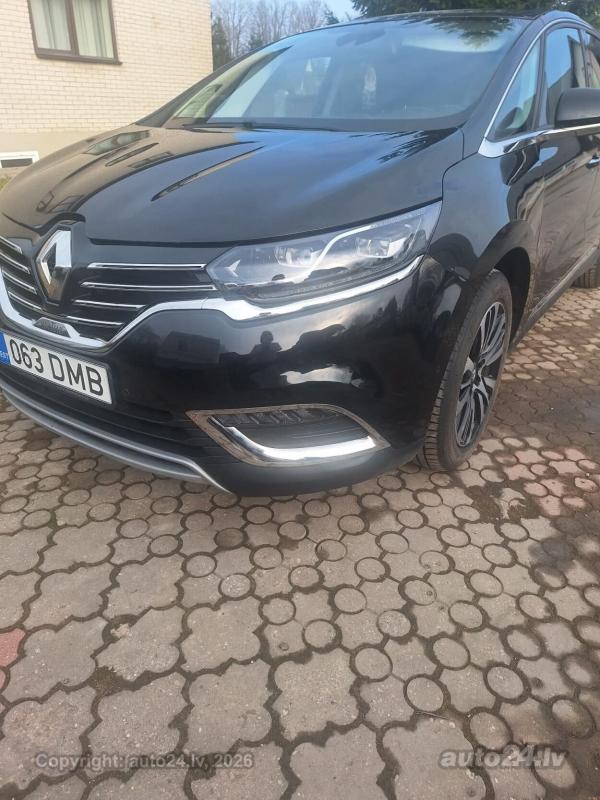 Melns Renault Espace 2017 Tallina, ar dzinēja tilpumu 1.60 L un nobraukumu 151 tūkst. km par 15000 €, foto 6 vietnē AUTOMOTO.COM.LV